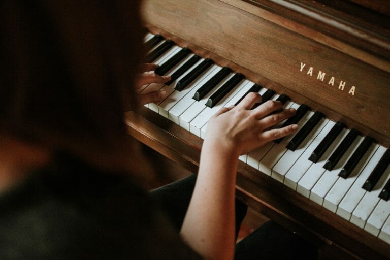 How to Write a Melody: 12 Tips for Songwriting Success