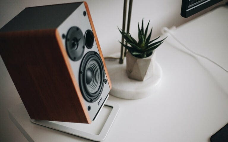 Mono vs. Stereo: Mixing Tips for Pro Results