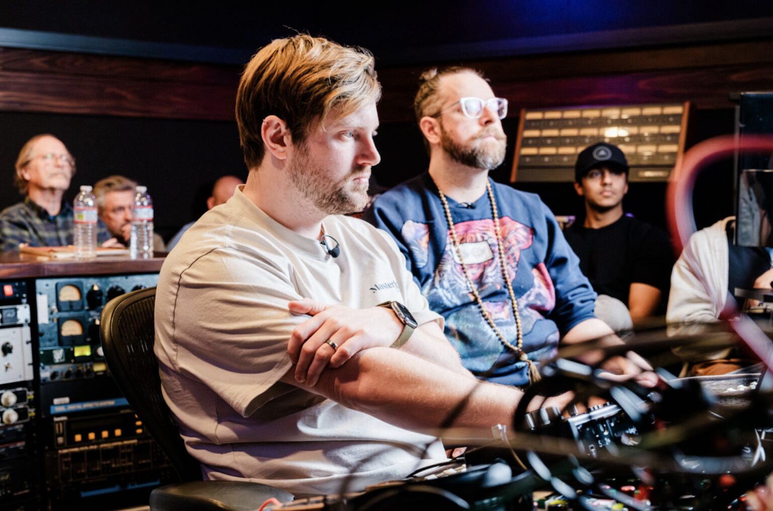 How to use references like a pro mixing engineer - Mastering.com